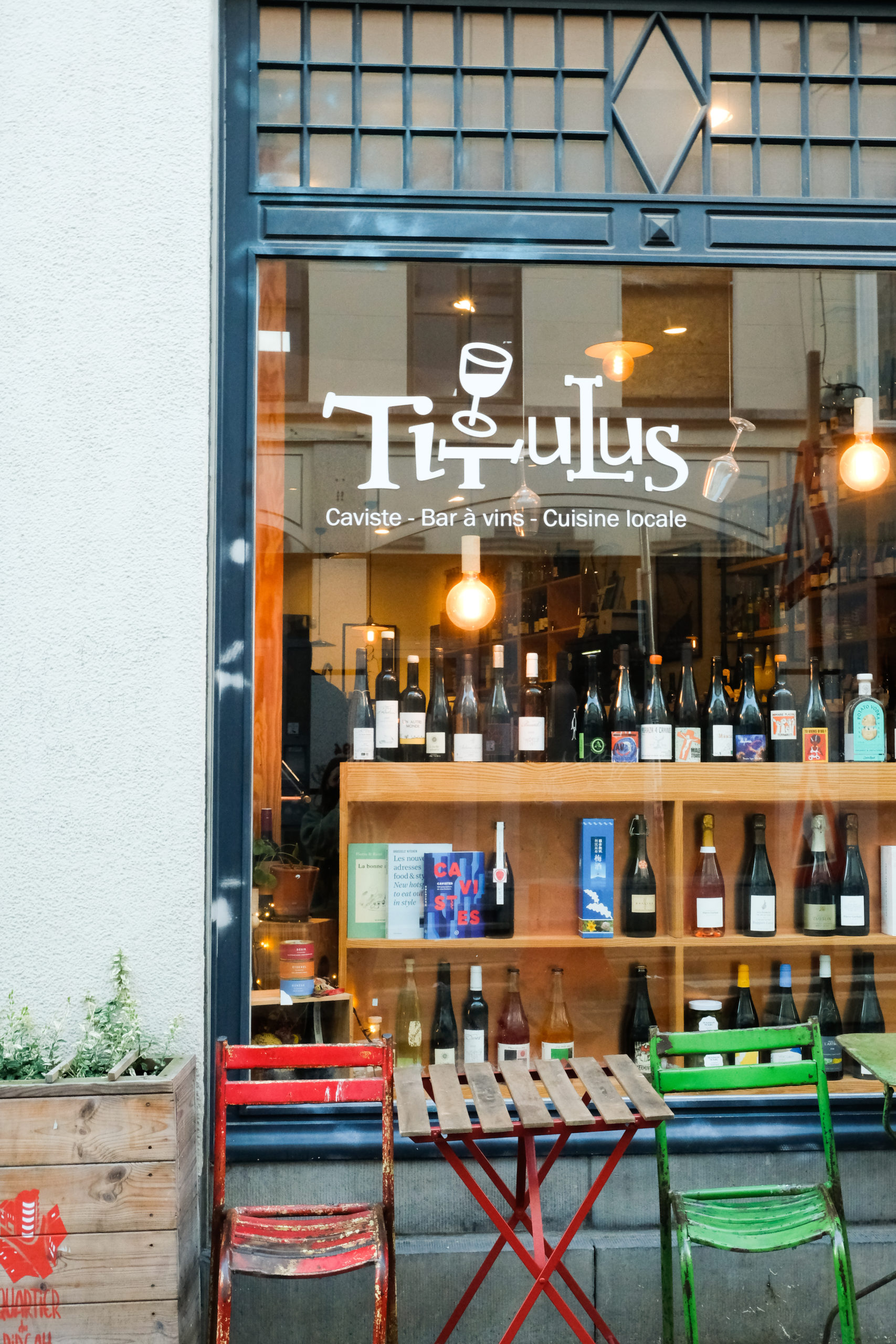 Titulus - caviste, bar à vins et cuisine locale.